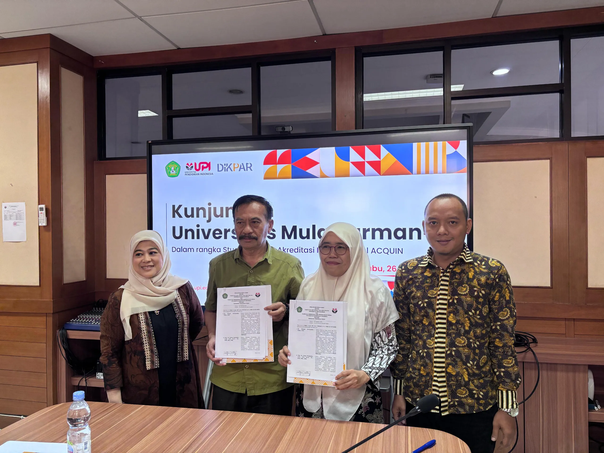 Penandatanganan Perjanjian Kerja Sama antara FISIP Unmul dan FPIPS UPI | Fakultas Ilmu Sosial ...